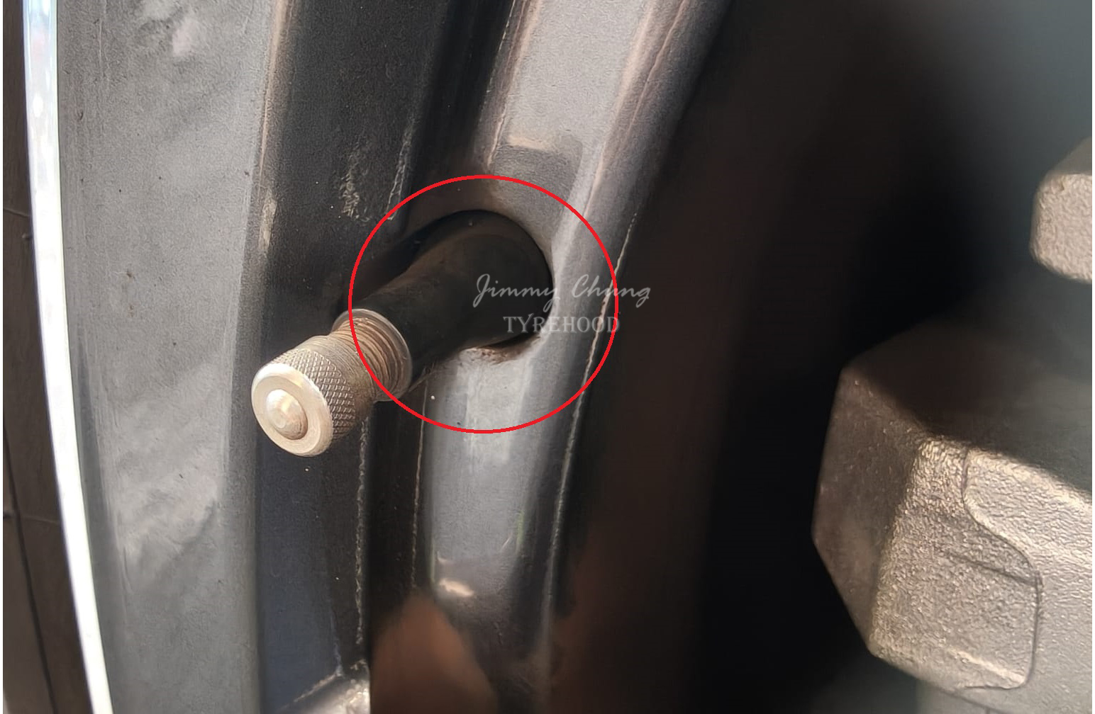 Tire Valve Warning: Rubber & Metal Valves Crack, Leak, and Fail